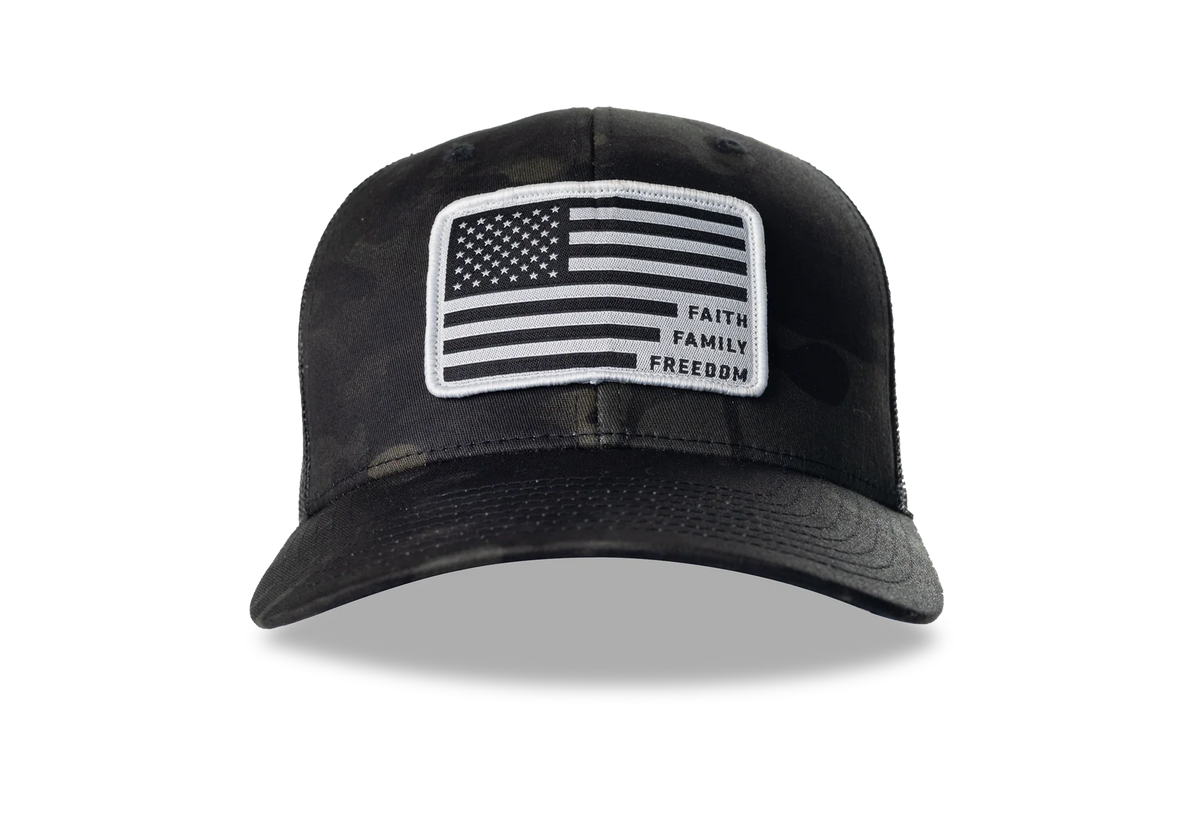 Wiley-X Camo Faith Family Freedom Hat (J941) — Thailandoutdoorshop